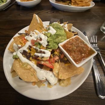 PENROSE TAPHOUSE & EATERY - Updated January 2026 - 228 Photos & 255 ...