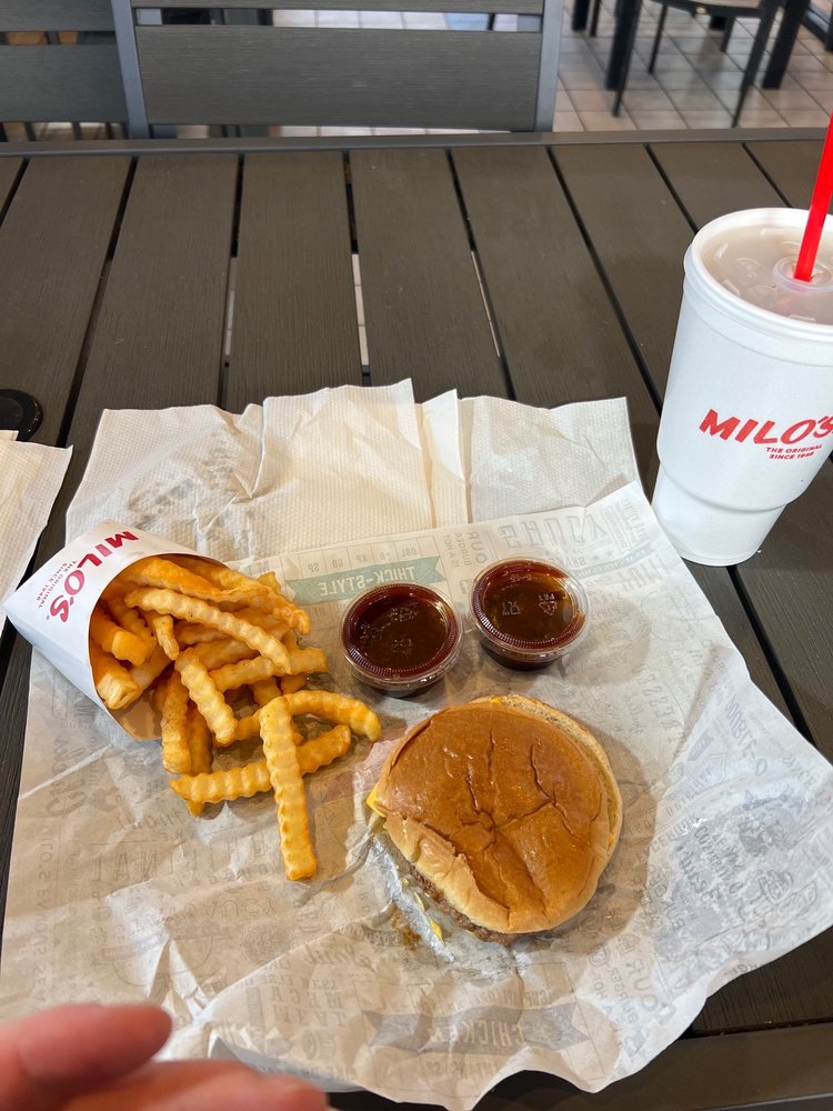 MILO’S HAMBURGERS - 63 Photos & 49 Reviews - 5887 Trussville Crossings ...