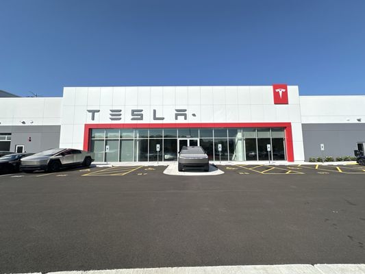 TESLA - Updated December 2025 - 1200 Skokie Blvd, Northbrook, Illinois ...
