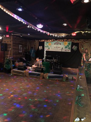 WHISKEY DIX SALOON - 50 Photos & 83 Reviews - Bars - 99-016 Kamehameha ...