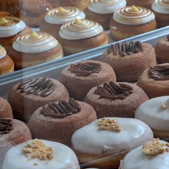 DOCE DONUT CO - Updated June 2025 - 91 Photos & 52 Reviews - 2305 6th ...