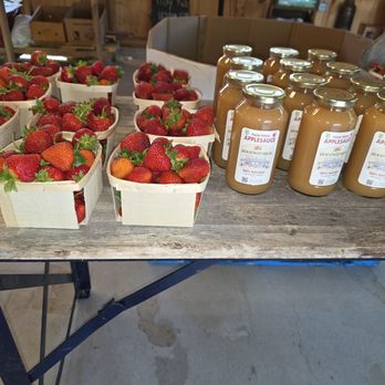 GOODWIN BROS FARM STAND - Updated January 2026 - 14 Photos & 11 Reviews ...