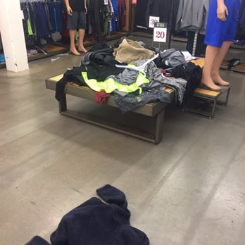 STEELYARD COMMONS - Updated June 2025 - 14 Photos & 33 Reviews - 3447 ...