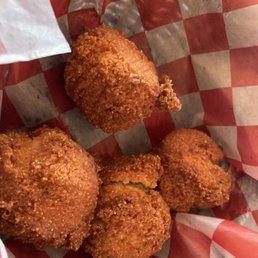 PARROT ISLAND GRILL - Updated 05/2025 - 46 Photos & 102 Reviews - 1001 ...