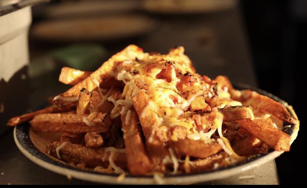 DILLOS BURGER BUS - Updated November 2025 - 33 Photos & 10 Reviews ...