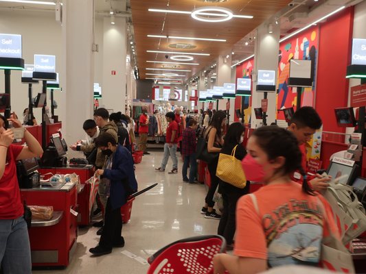 TARGET - Updated September 2024 - 316 Photos & 141 Reviews - 112 W 34th ...