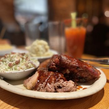 BOBBY Q - Updated July 2024 - 3756 Photos & 4928 Reviews - 8501 N 27th ...