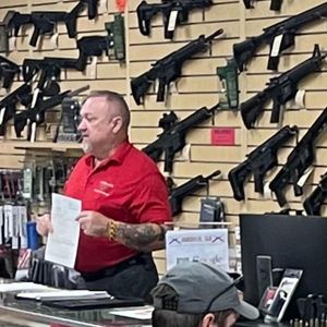 THE HUB TUCSON - 57 Photos & 67 Reviews - 1400 S Alvernon Way, Tucson ...