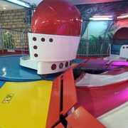SAFARI LAND - 58 Photos & 84 Reviews - Arcades - 701 W North Ave, Villa ...