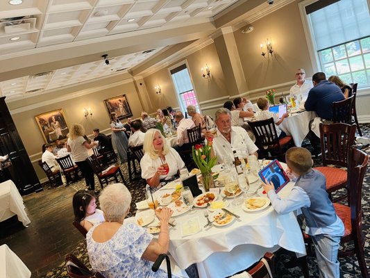 SANZARI’S NEW BRIDGE INN - Updated January 2026 - 456 Photos & 187 ...