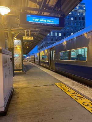 HARLEM 125TH ST STATION - METRO NORTH RAILROAD - Updated June 2025 - 92 ...