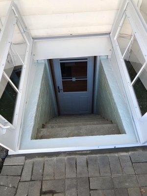 STELLAR CELLAR DOORS - Updated January 2026 - 20 Photos - 47 Avenue A ...