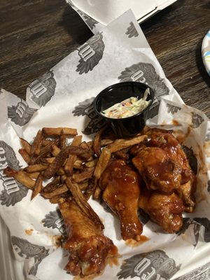 WICKED WINGS - Updated February 2025 - 14 Photos - 816 Boston Rd ...