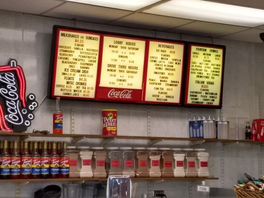 WEE B’S - 61 Photos & 122 Reviews - Burgers - 1260 O'Malley Rd ...