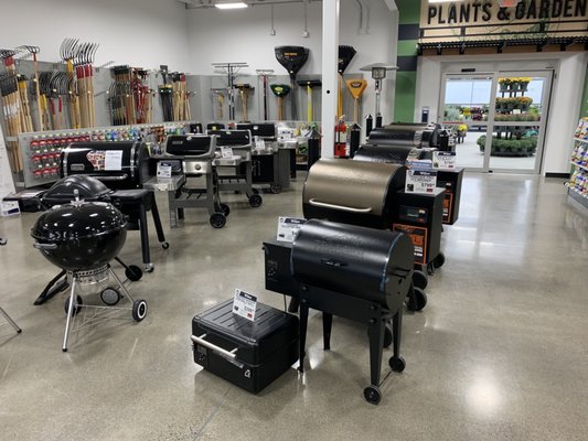 WILCO FARM STORE - YAKIMA - Updated December 2025 - 31 Photos - 5801 ...