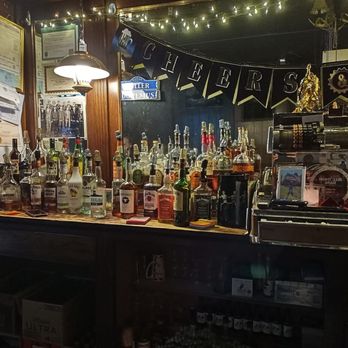 TWO WAY INN - Updated December 2025 - 73 Photos & 48 Reviews - 17897 Mt ...