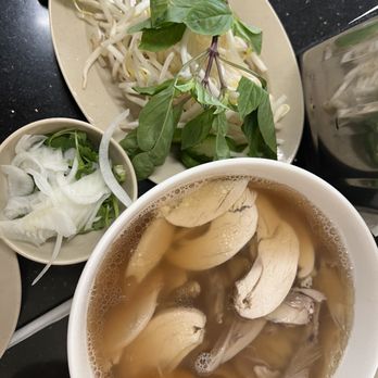 PHO SAIGON NO 1 VIETNAMESE RESTAURANT - Updated October 2024 - 547 ...