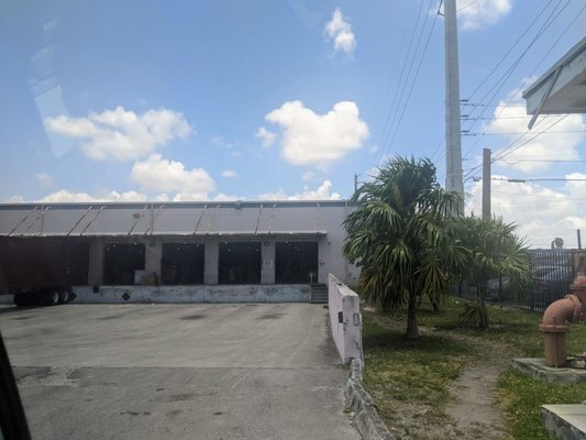 LAPARKAN EXPRESS - Updated August 2025 - 20 Photos - 3775 NW 77th St ...