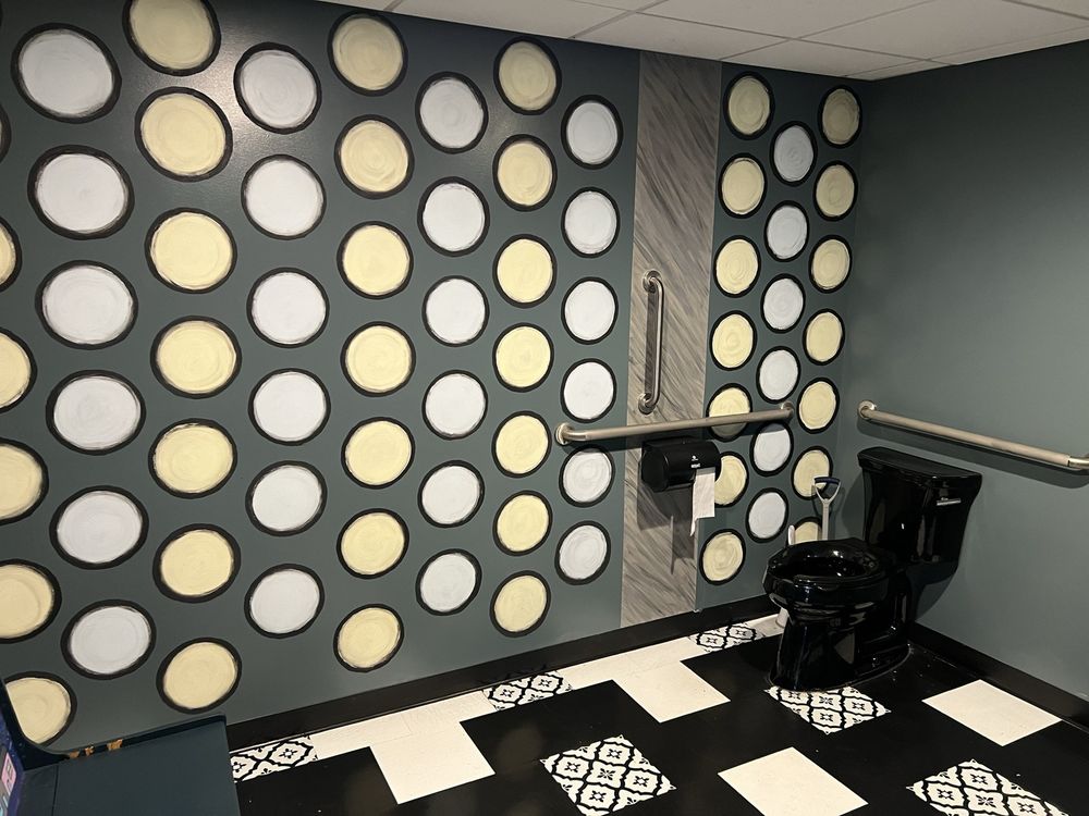 TANK SPACE - Updated January 2026 - 15 Photos - 1110 E Eighth St ...