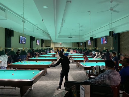 HARD LUCK POOLHALL BAR & LOUNGE - Updated August 2025 - 30 Photos & 31 ...