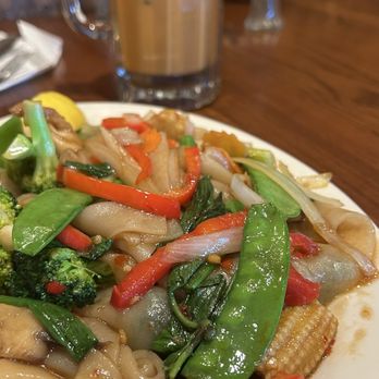 RACHA THAI CUISINE - Updated December 2025 - 62 Photos & 25 Reviews ...