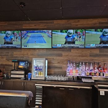 BOWLERO TAMPA BAY - Updated July 2024 - 23 Photos & 15 Reviews - 13109 ...