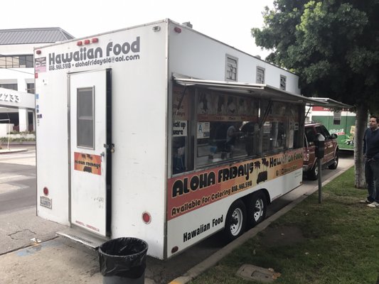 ALOHA FRIDAYS - Updated May 2025 - 17 Photos - 12461-12467 W Olympic ...