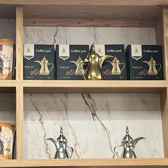 DELAH COFFEE - Updated December 2025 - 163 Photos & 24 Reviews - 1336 ...