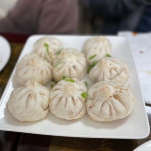 LE CHARLOT - Updated May 2024 - 54 Photos & 149 Reviews - 19 E 69th St ...