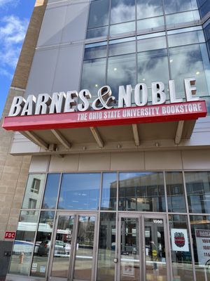 BARNES & NOBLE - Updated August 2025 - 27 Photos & 40 Reviews - 1598 N ...