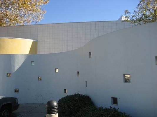 PANORAMA CITY BRANCH LIBRARY - Updated December 2025 - 13 Photos & 20 ...