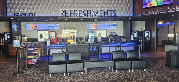 FLAGSHIP PREMIUM CINEMAS - Updated October 2025 - 19 Photos & 19 Reviews - 650 W Schuylkill Rd ...
