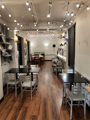 LETTUCE RESTAURANT & CATERING - Updated November 2024 - 695 Photos ...