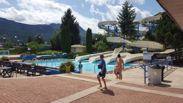SALMON ARM WATER SLIDES - Updated October 2025 - 1155 Lakeshore Drive ...