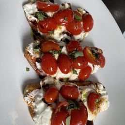 GIARDINO - Updated October 2025 - 234 Photos & 185 Reviews - 2503 ...