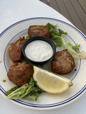 THE SHRIMP BOX & OUTSIDE THE BOX PATIO BAR - 630 Photos & 635 Reviews ...