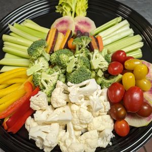 DISTINCTIVE CATERING - Updated October 2025 - 10 Photos & 13 Reviews ...