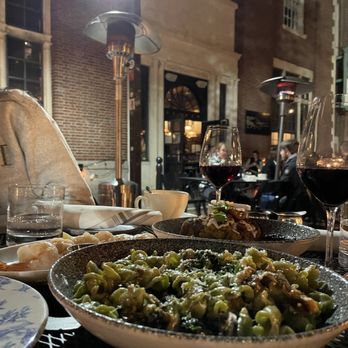 LEDGER RESTAURANT & BAR nearby at 125 Washington St, Salem ...