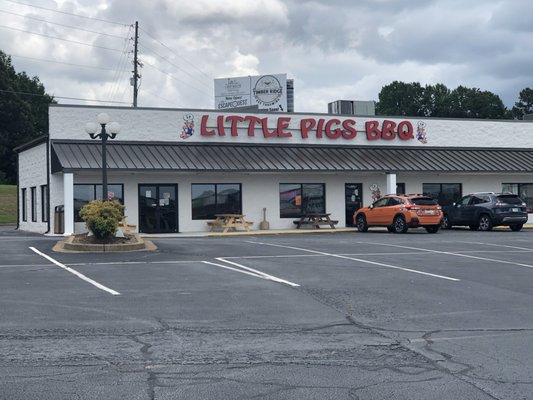 LITTLE PIGS BBQ - Updated January 2026 - 60 Photos & 47 Reviews - 261 ...