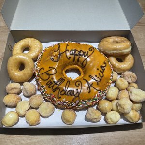 SUNRISE DONUTS - 112 Photos & 230 Reviews - Donuts - 3536 W Baseline Rd ...