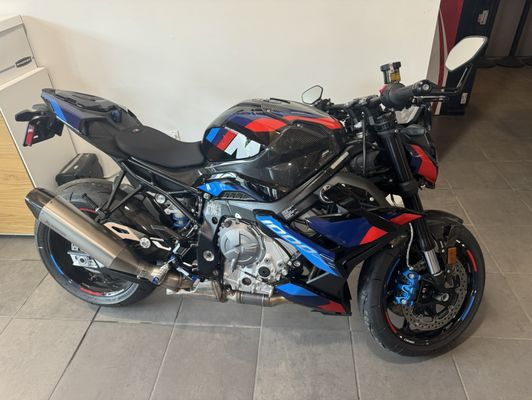 MAX BMW MOTORCYCLES - Updated December 2025 - 34 Photos & 30 Reviews ...