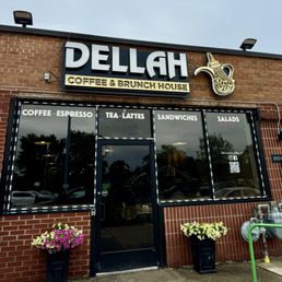 DELLAH COFFEE & BRUNCH HOUSE - Updated August 2025 - 259 Photos & 100 ...