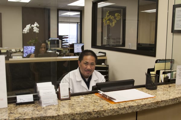 BENJAMIN BASSERI, MD - Updated December 2025 - 18 Photos & 68 Reviews ...