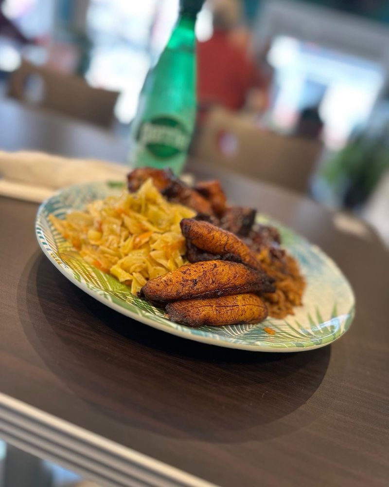 QUEEN TRINI LISA - Updated July 2024 - 141 Photos & 99 Reviews - 4200 D ...