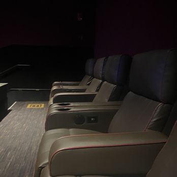 AMC NORTHLAKE 14 - Updated January 2025 - 79 Photos & 138 Reviews ...