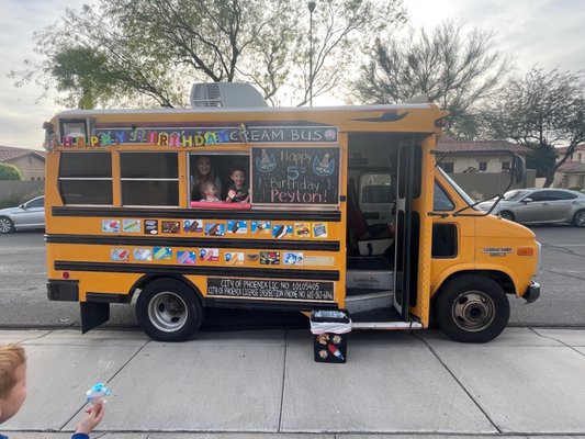 OLD SCHOOL ICE CREAM BUS - 19 Photos - Phoenix, Arizona - Food Trucks ...