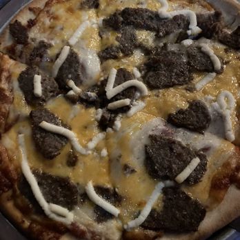 BUGSY’S PIZZA RESTAURANT & SPORTS BAR - Updated May 2024 - 208 Photos ...