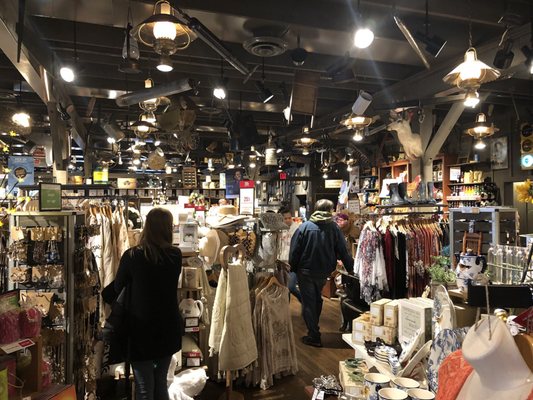 CRACKER BARREL OLD COUNTRY STORE - 61 Photos & 80 Reviews - Breakfast ...