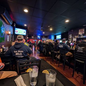 KRUG’S TAVERN - Updated January 2025 - 606 Photos & 591 Reviews - 118 ...