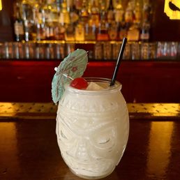 BAR 355 - Updated July 2025 - 192 Photos & 338 Reviews - 355 19th St ...